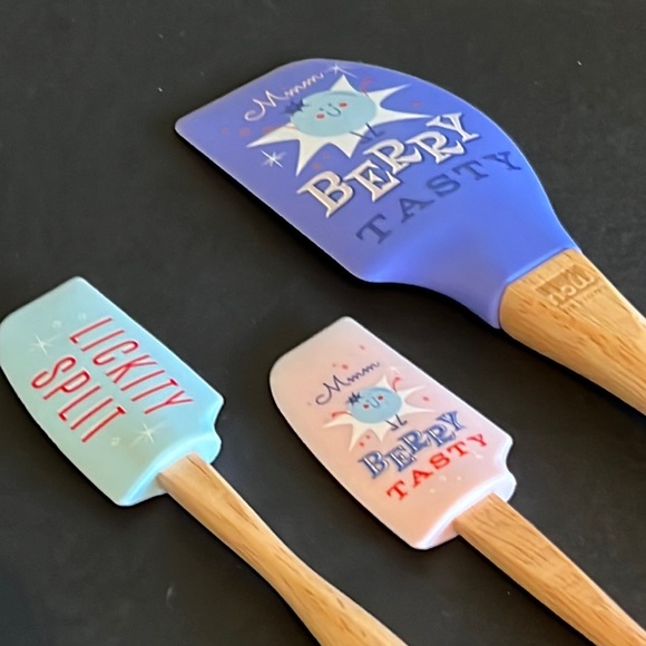 Now Designs | Kitchen | Kitschy Cheeky Berry Tasty Large Spatula Mini ...